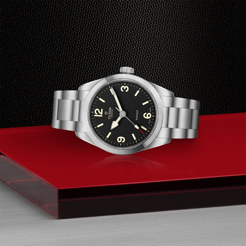 TUDOR Ranger TUDOR